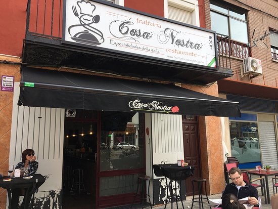 Trattoria Cosa Nostra - Destino Plasencia